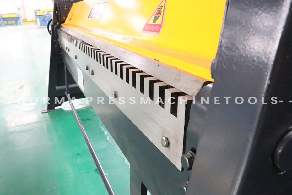 TDF Manual Sheet Metal Folding Machine