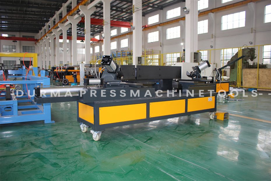 Pneumatic Lock Seam Machine- Durmahvac Manufacturing